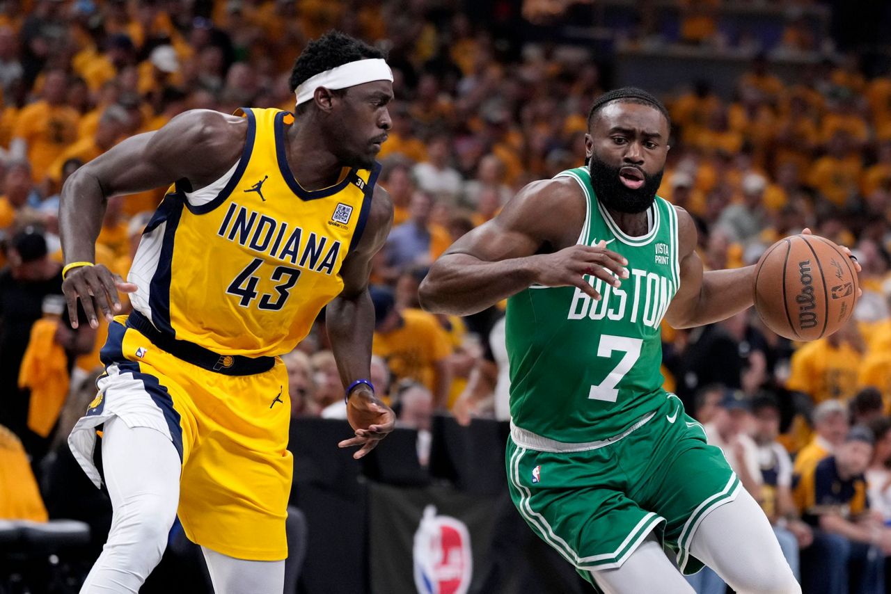 Jrue Holiday's finishing flurry helps Celtics beat Pacers 114-111 for 3-0 lead in East finals