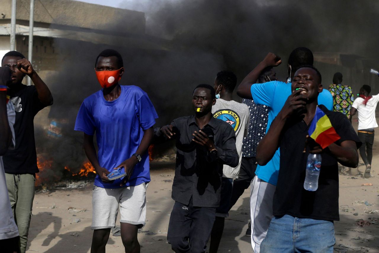 Thousands demonstrate in Chad against military transition