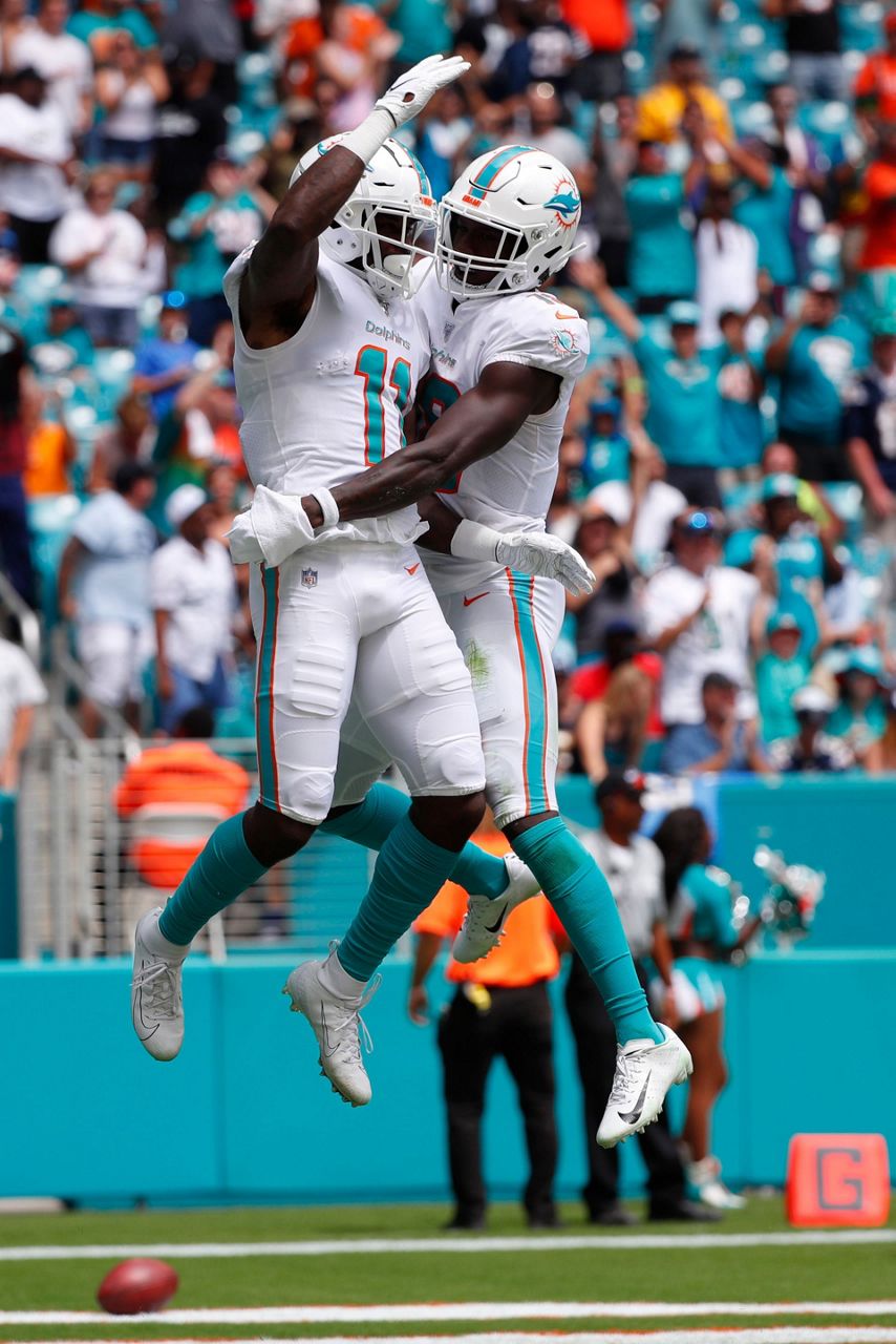 Long time coming: Rivers, Chargers beat Dolphins, 30-10