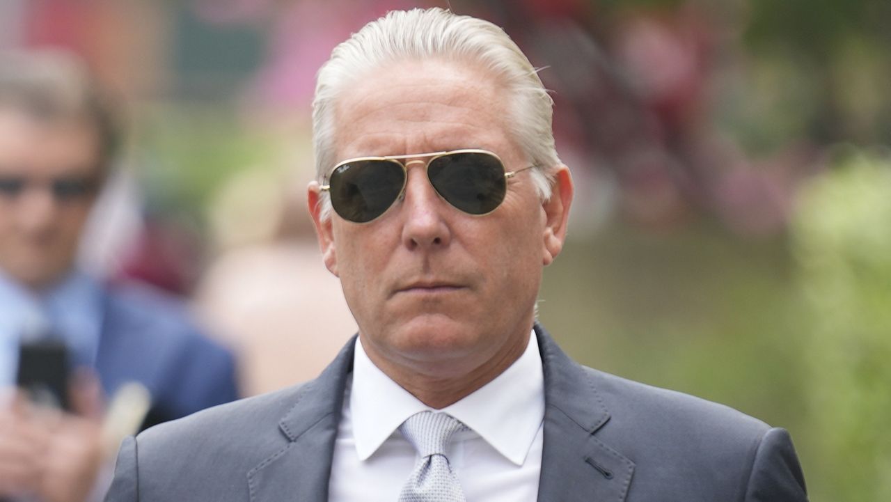 Ex-FBI counterintelligence official pleads guilty