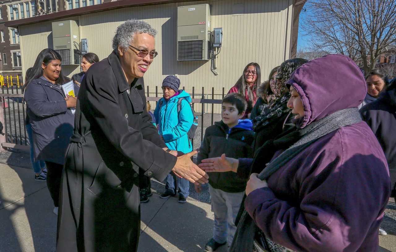 New face and longtime politician vying for Chicago mayor