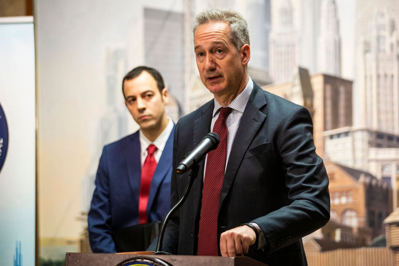 Report takes issue with error-prone Chicago gang database