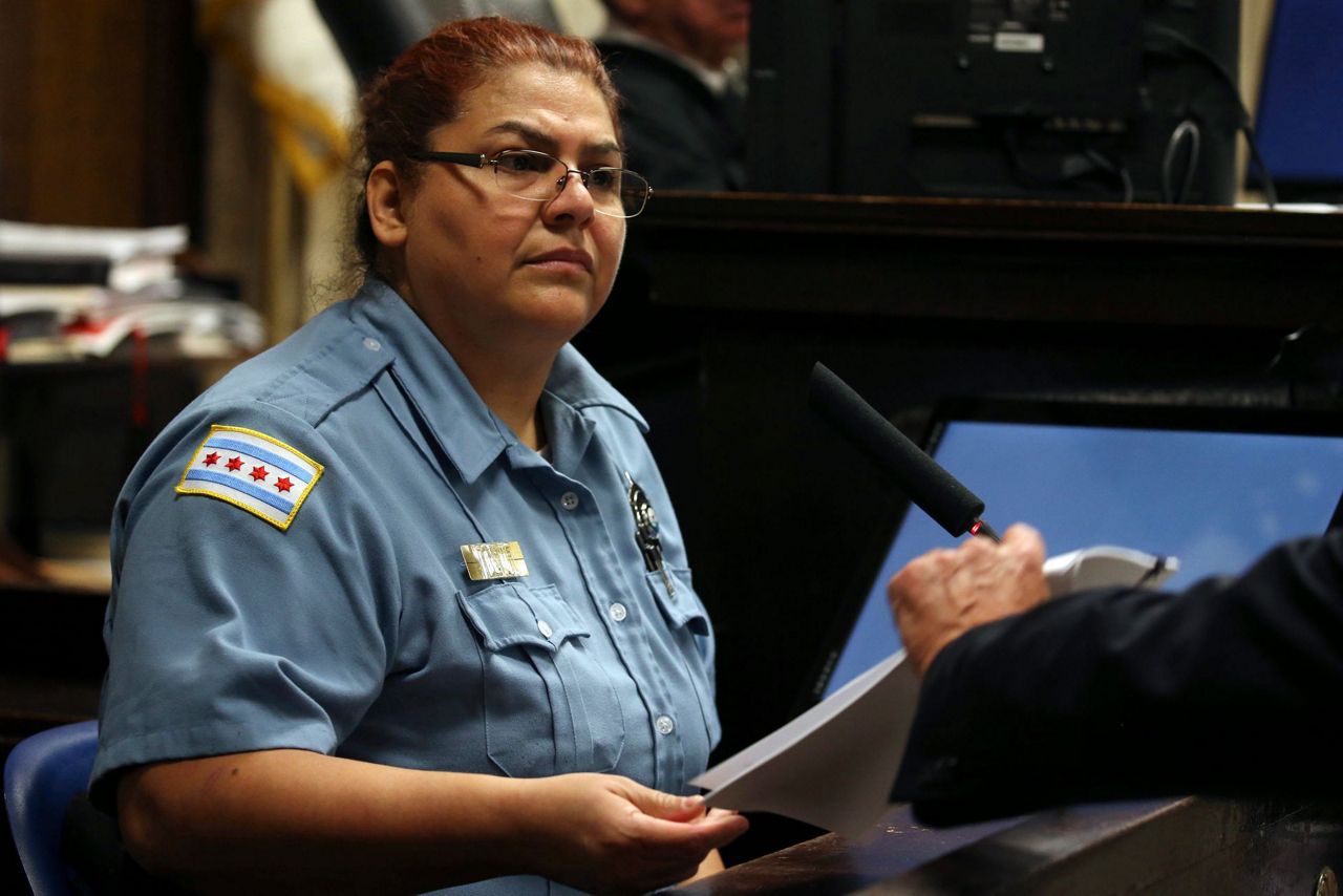 Jury shown shooting video repeatedly at Chicago cop's trial