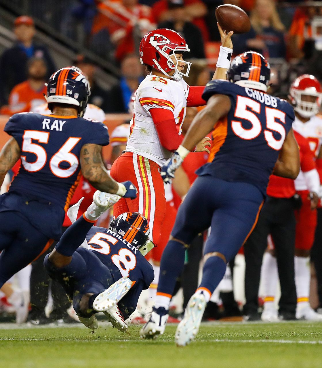 Go left: Mahomes' pass with opposite hand the talk after win