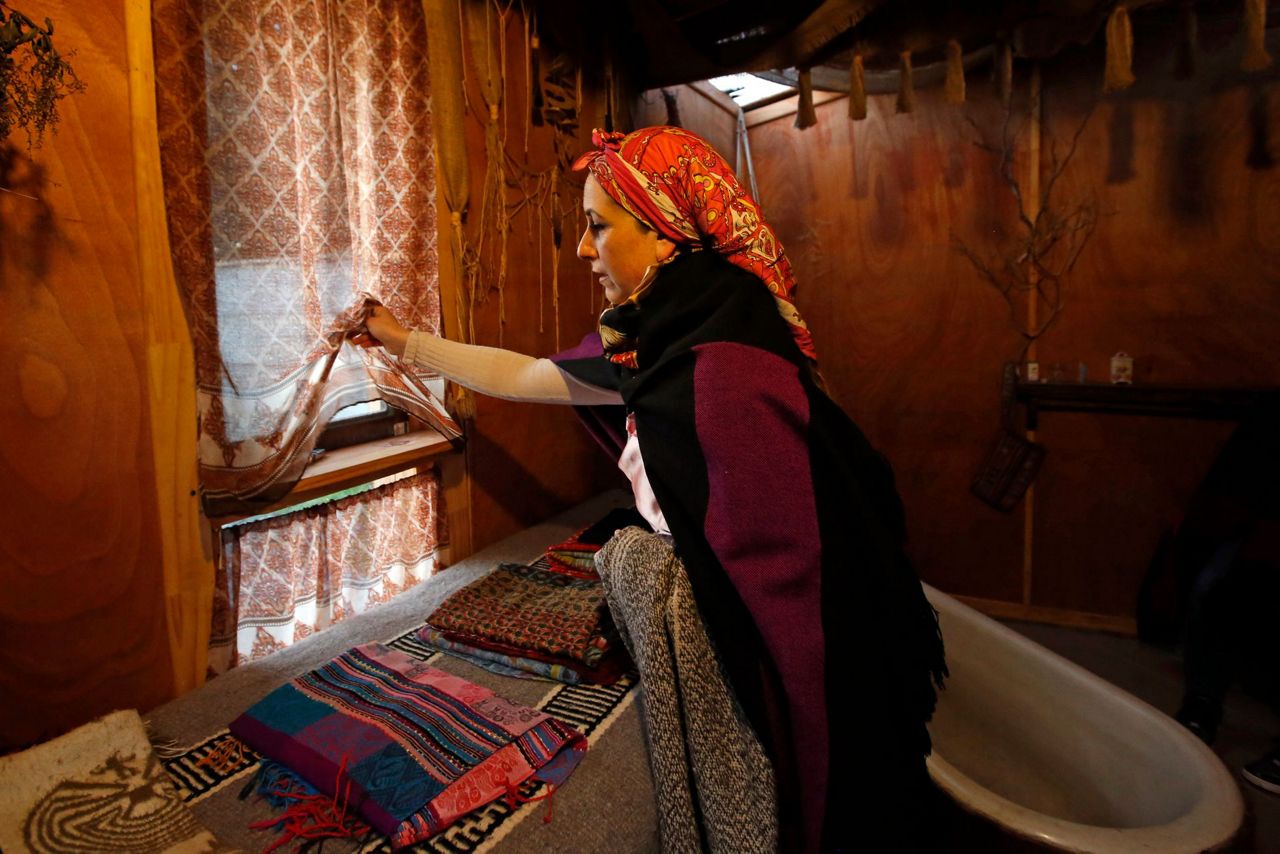 Chile hospital integrates Native medicine, birth to death