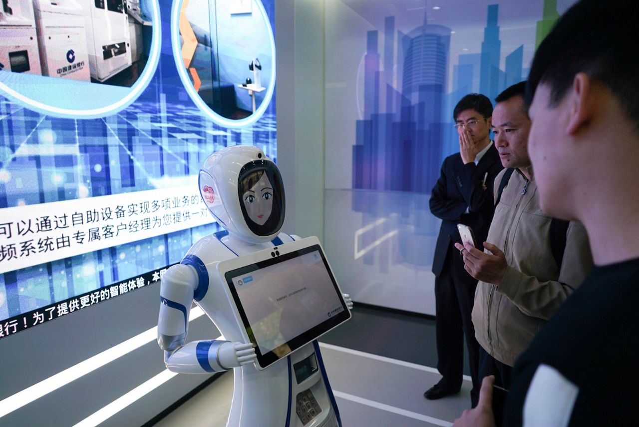 Shanghai gets automated bank with VR, robots, face scanning