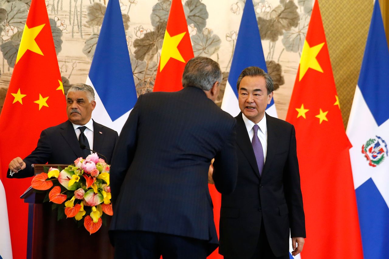 In blow to Taiwan, Dominican Republic forges ties with China