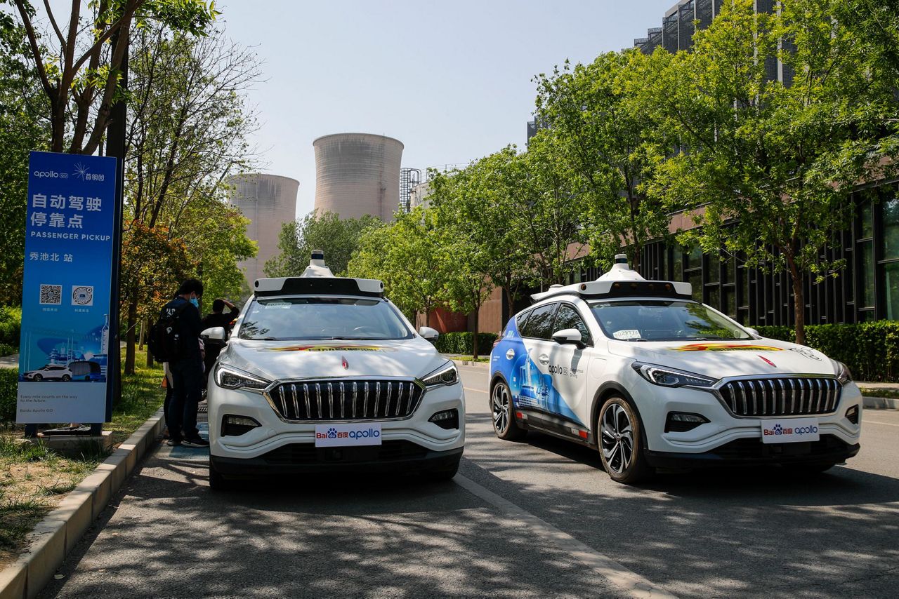 Baidu rolls out paid driverless taxi service in Beijing