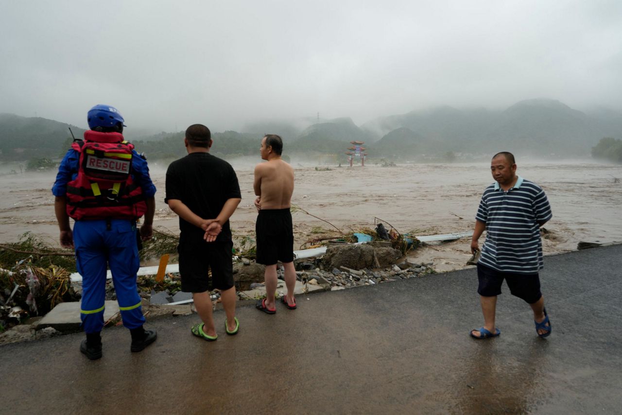 11 dead and 27 missing in flooding around Beijing after days of rain ...
