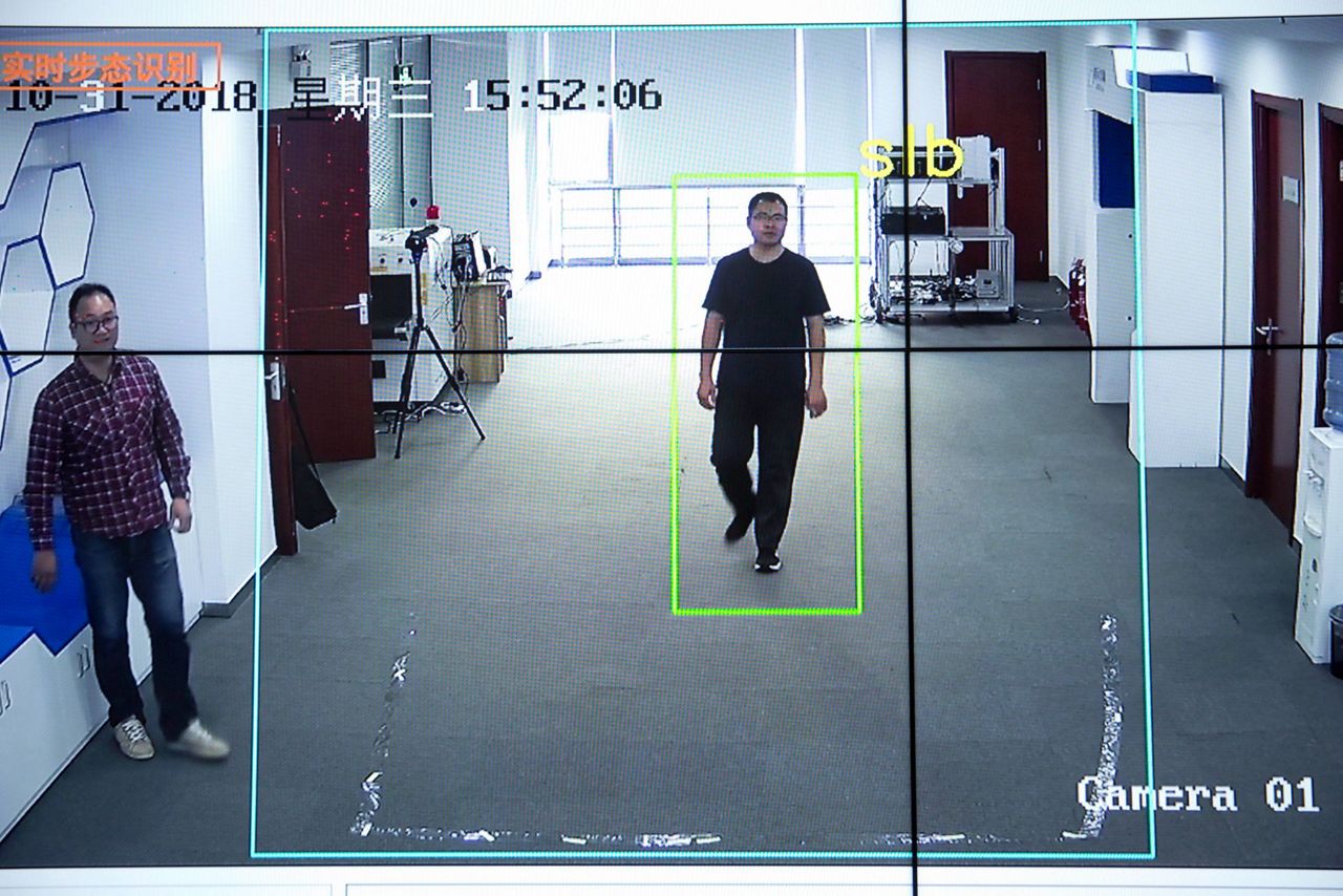 Chinese 'gait recognition' tech IDs people by how they walk