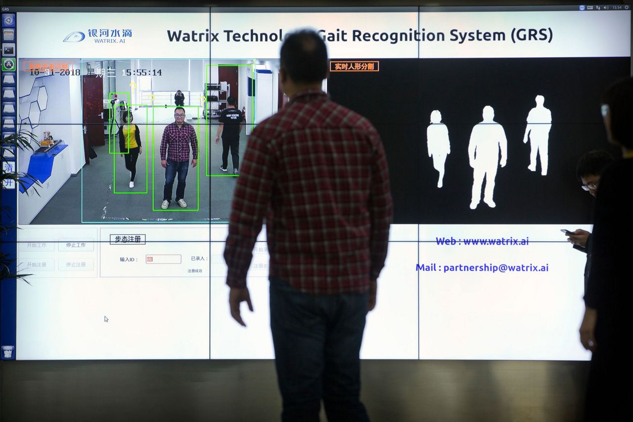Chinese 'gait recognition' tech IDs people by how they walk