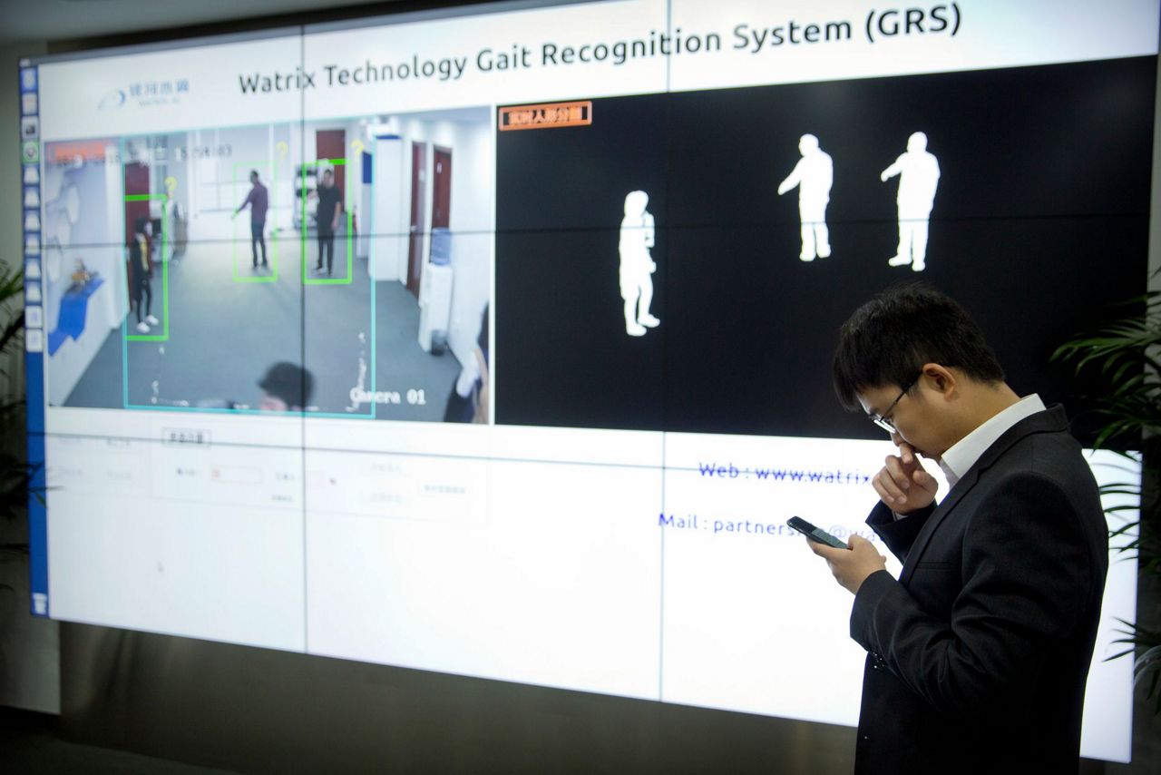 Chinese 'gait recognition' tech IDs people by how they walk