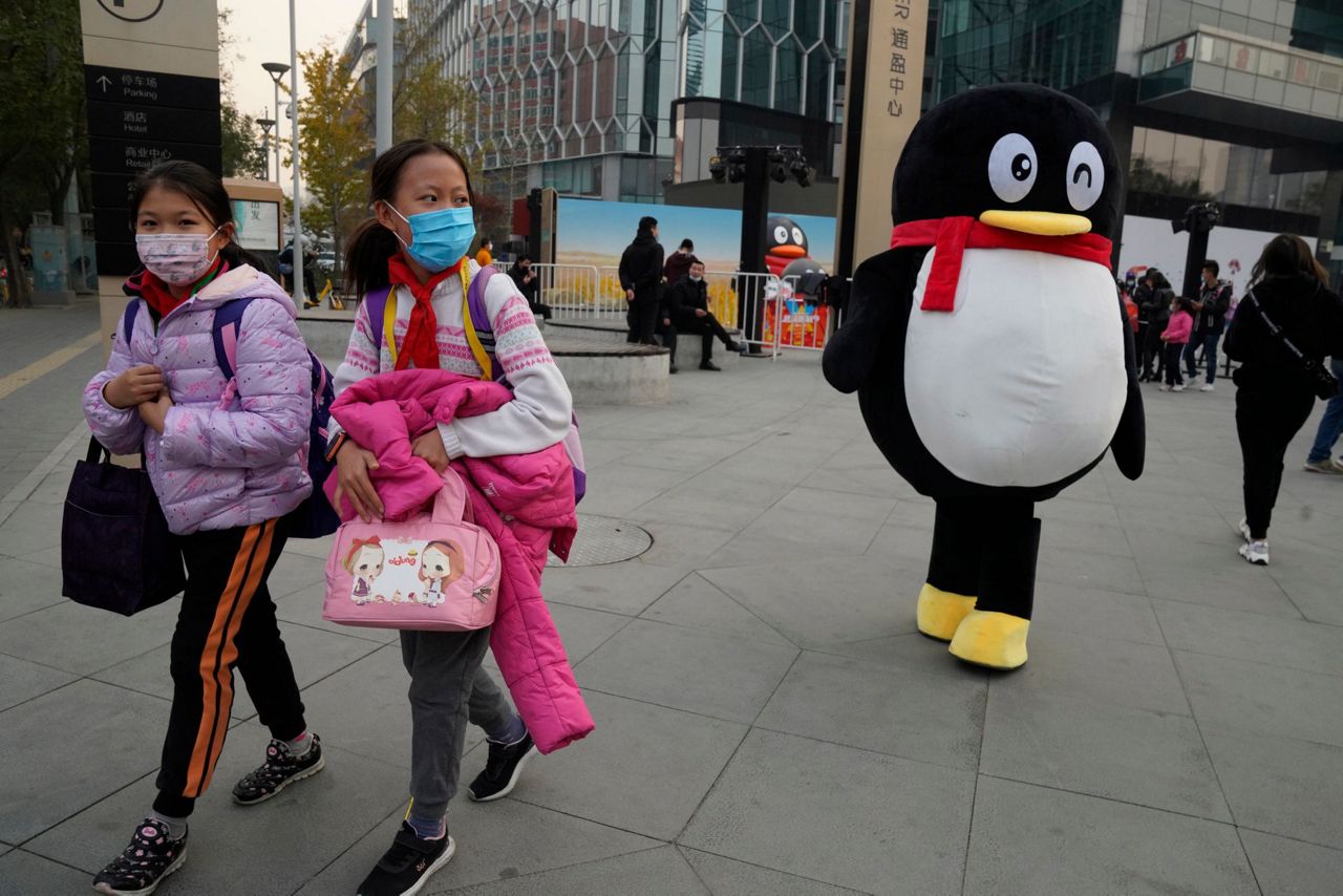 China limits children to 3 hours of online gaming a week