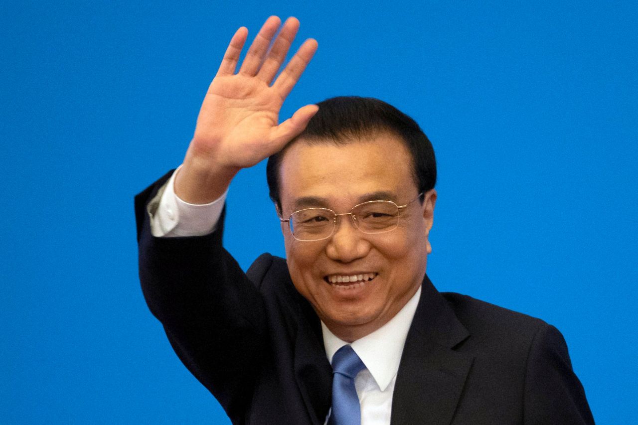 Crowds gather near state funeral home as China's former Premier Li Keqiang is being put to rest