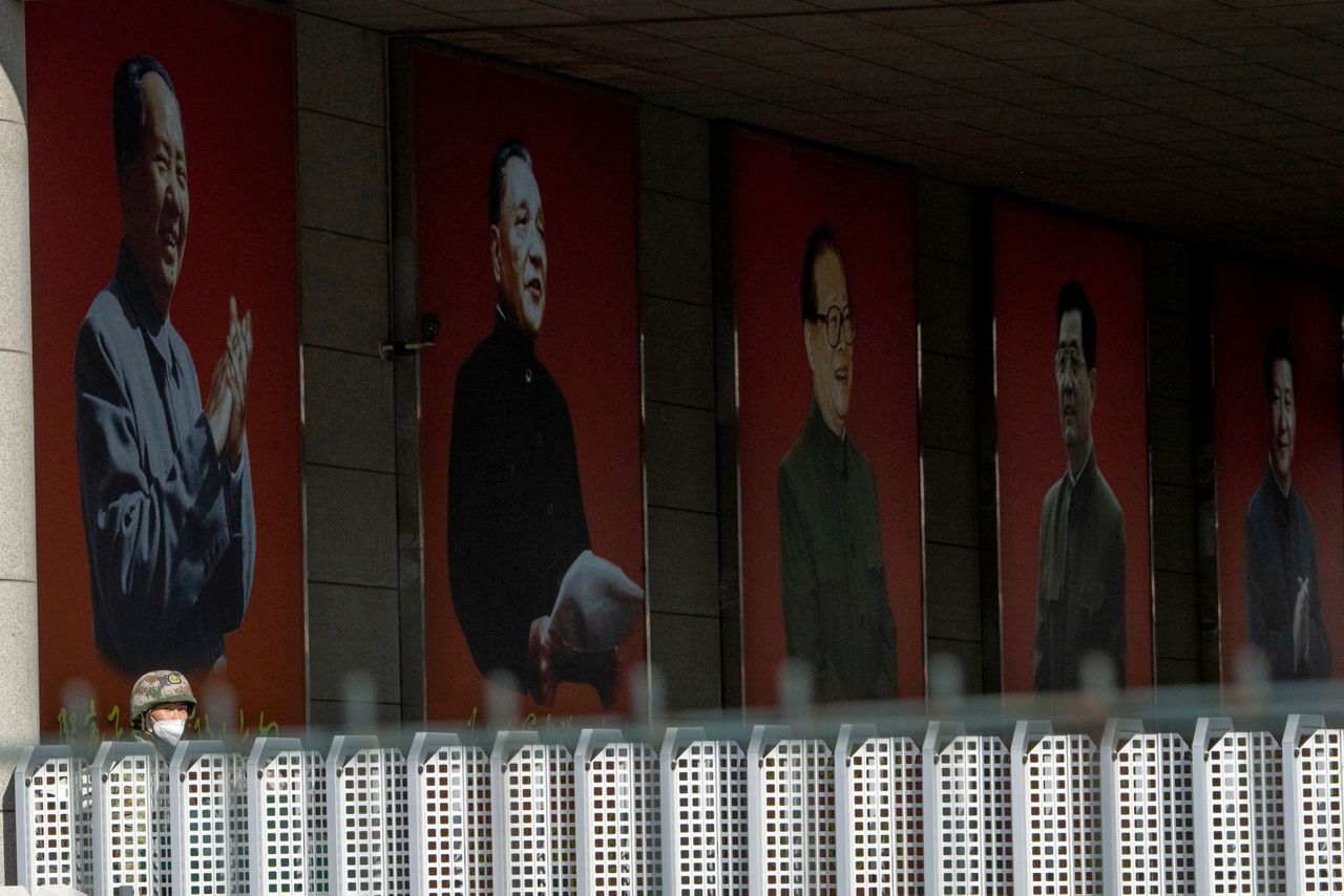 Observer: No matter who climbs Beijing's ranks, Xi rules