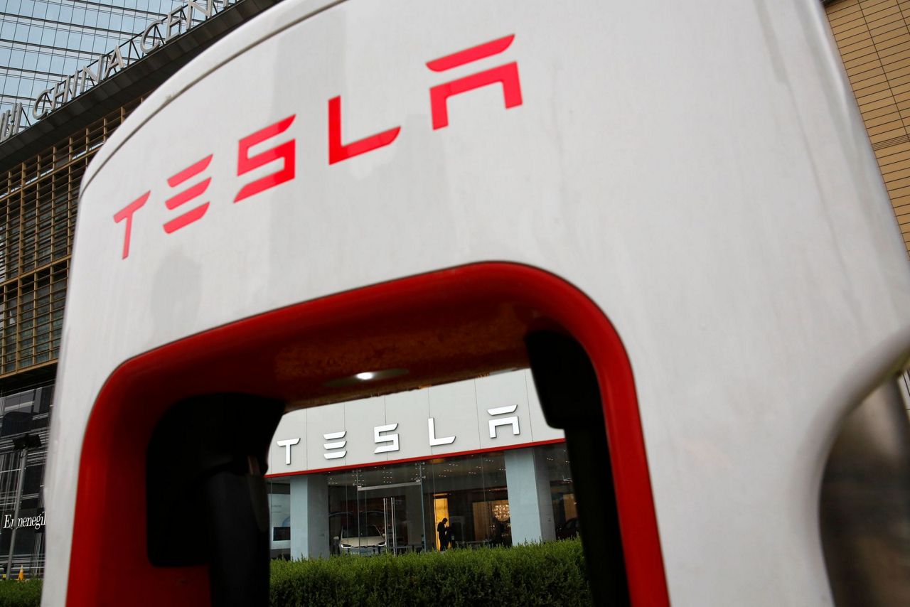 5 things to know about Tesla's China plans