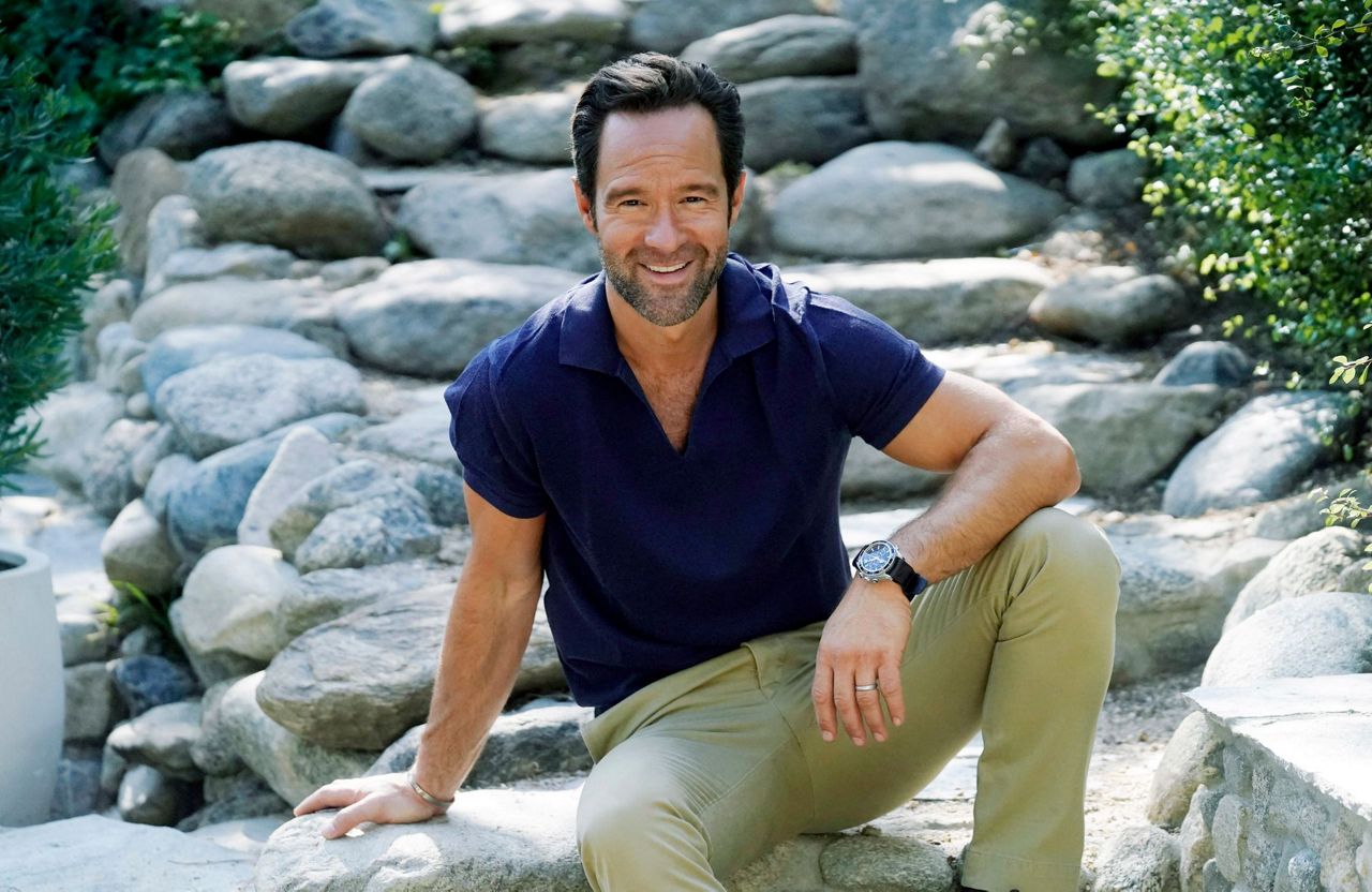 Chris Diamantopoulos builds a hot career, on screen and off