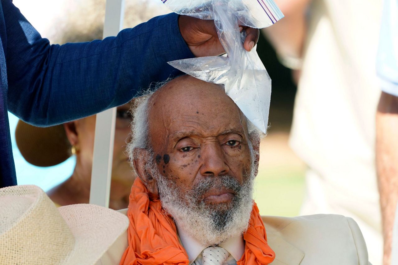 Civil rights icon James Meredith, 90, falls at Mississippi event but ...
