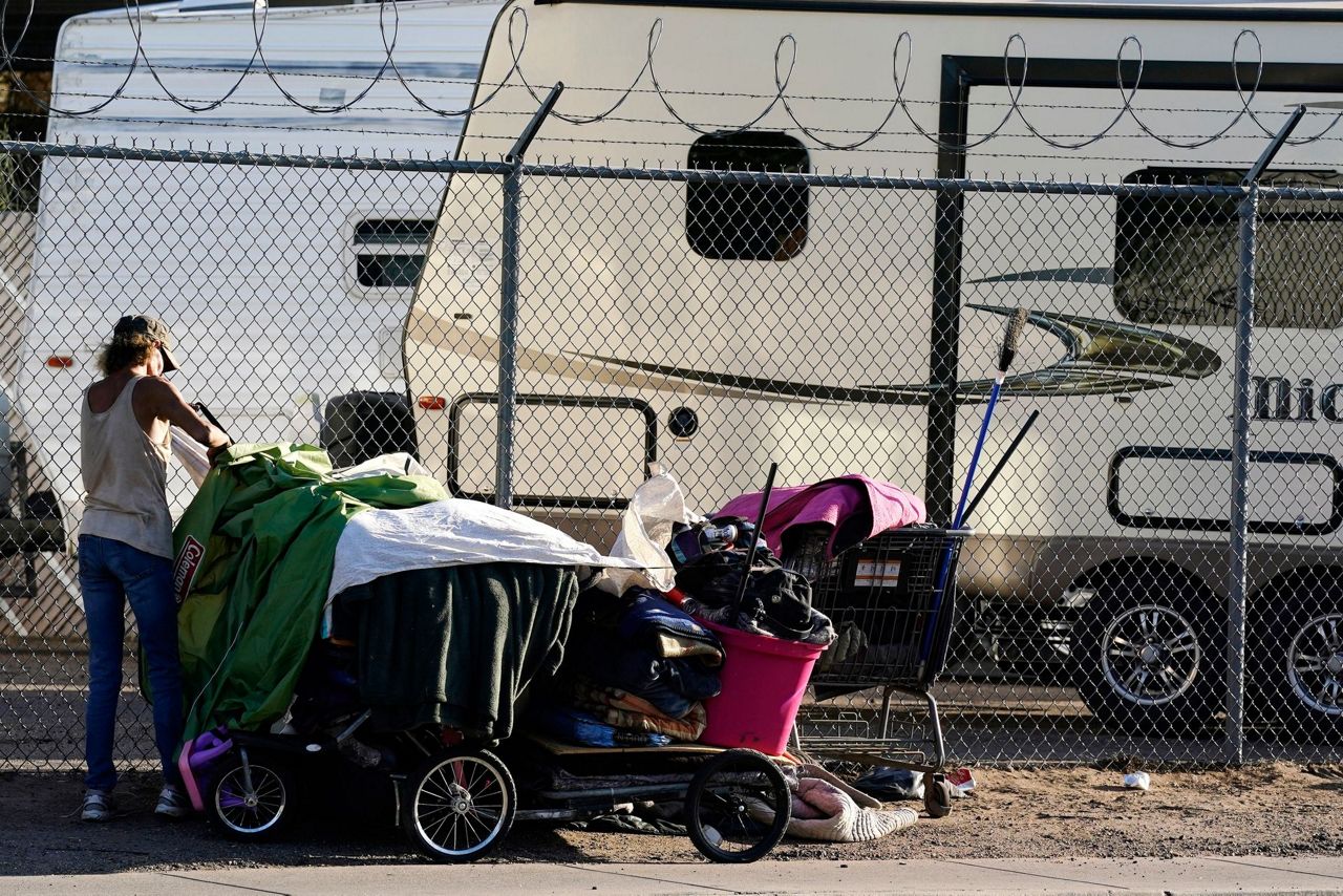 Sweltering streets: Hundreds of homeless die in extreme heat