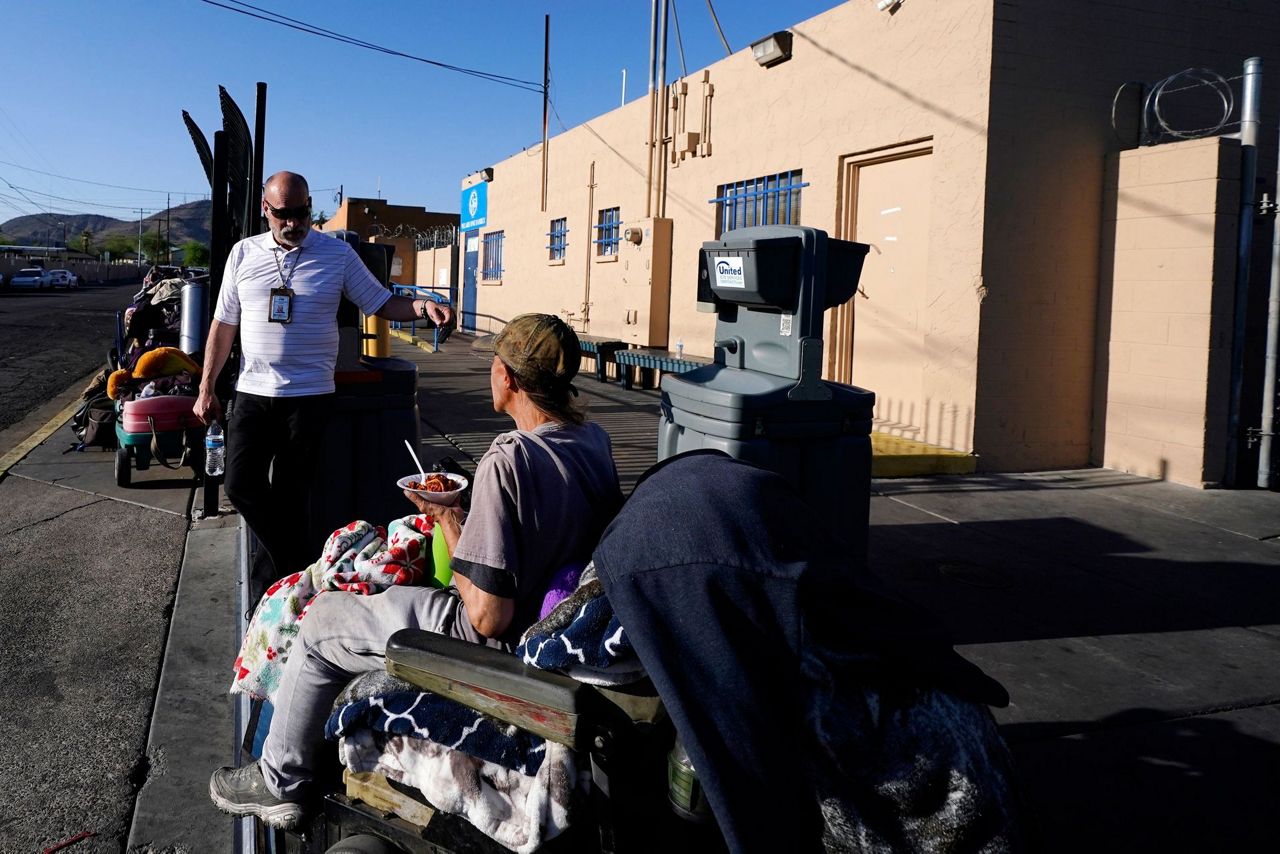 Sweltering streets: Hundreds of homeless die in extreme heat