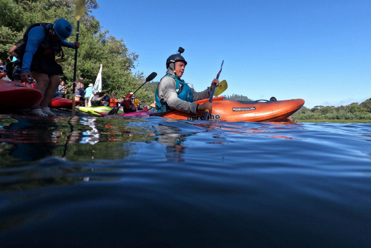 Native American teens kayak major US river to celebrate removal of dams ...