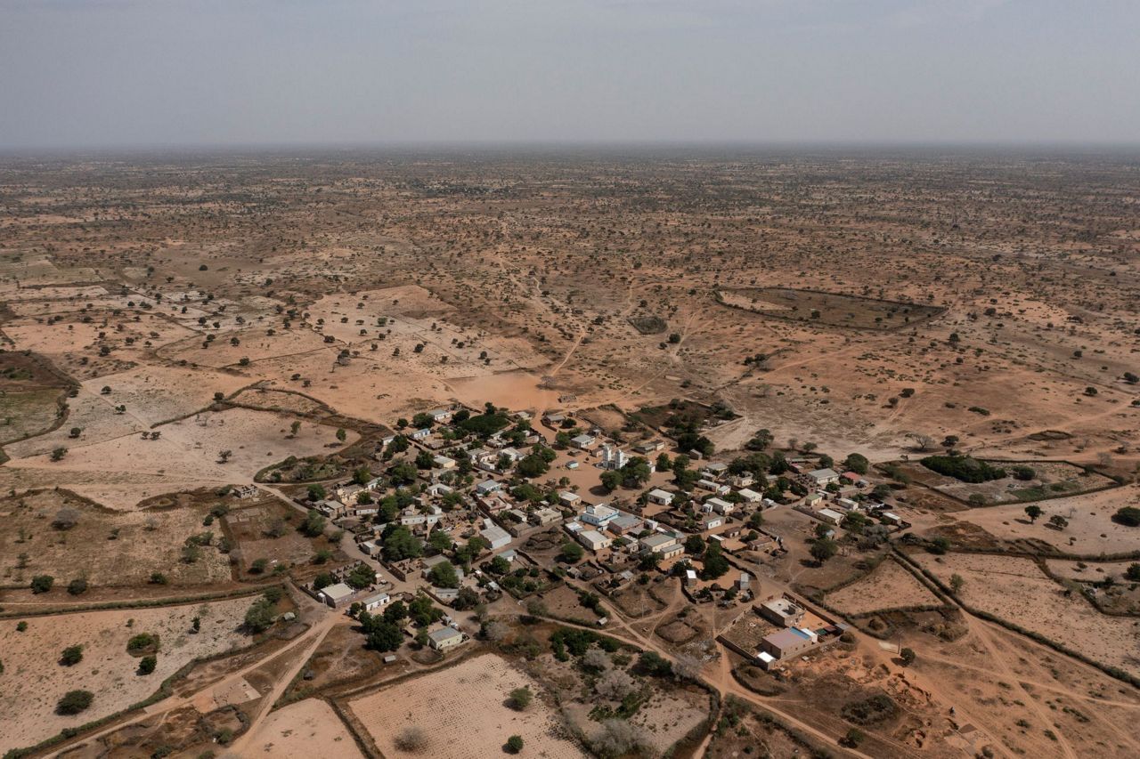 Africa's 'Great Green Wall' shifts focus to hold off desert