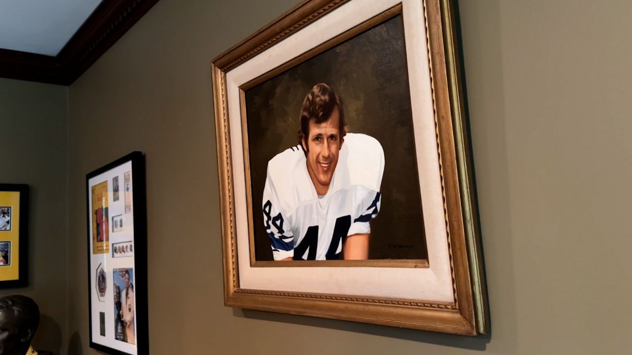 Legendary NFL Coach, player to release new book