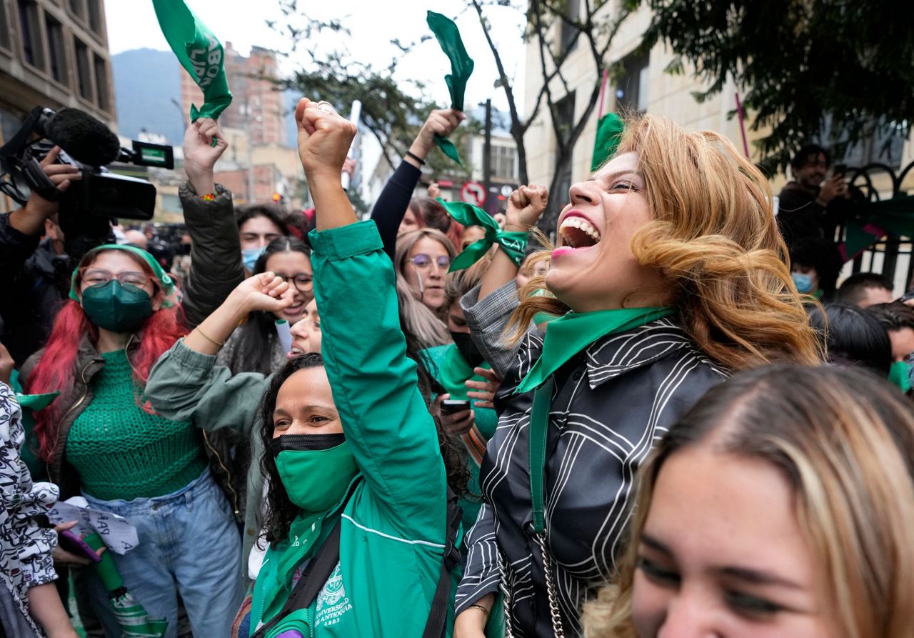 Colombia's highest court rules to decriminalize abortion