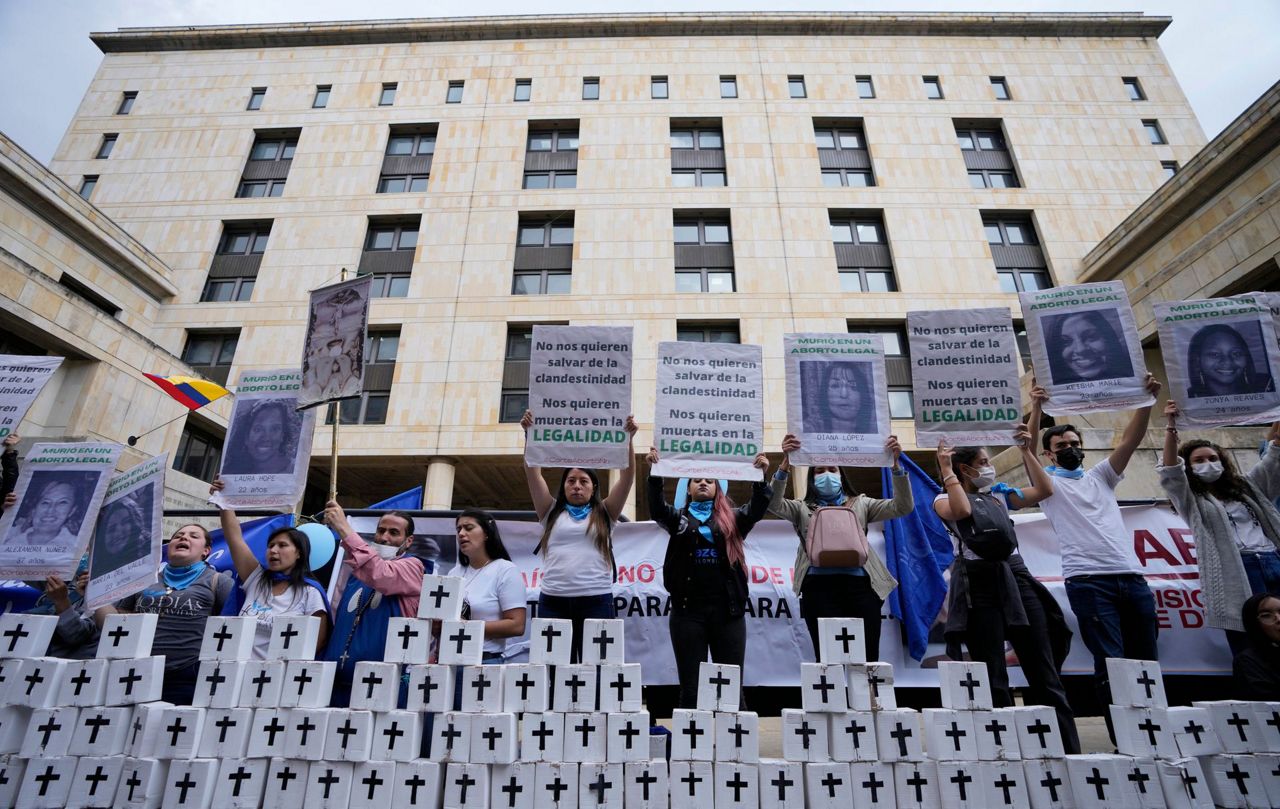 Colombia's highest court rules to decriminalize abortion