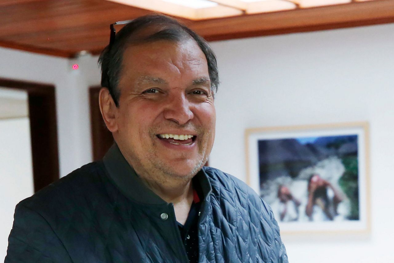 César Garcia, AP Colombia reporter, dies after illness at 61