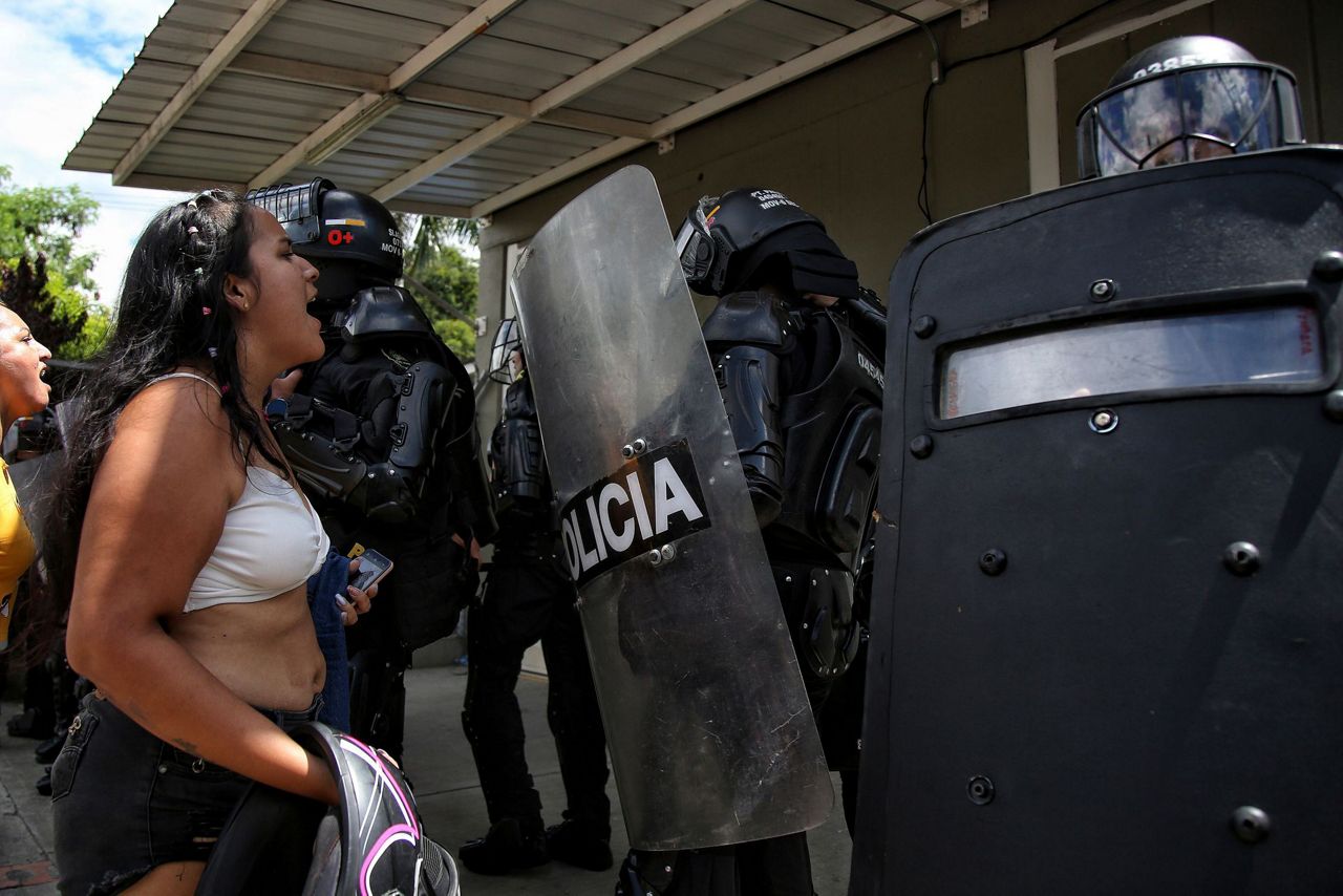 Fire kills 49 following riot at prison in Colombia