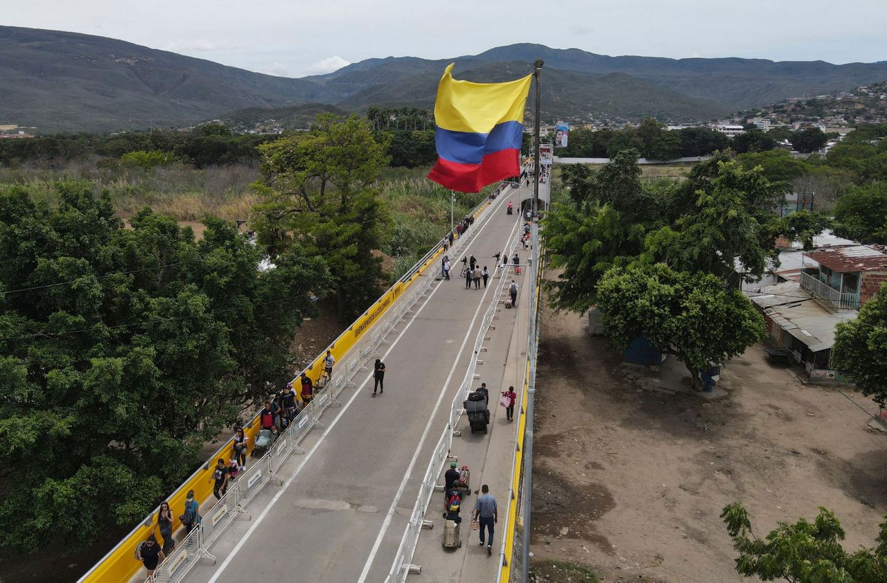 Cargo traffic movement resumes between Colombia, Venezuela
