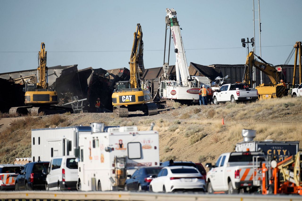 Broken rail caused Colorado train derailment that collapsed bridge ...