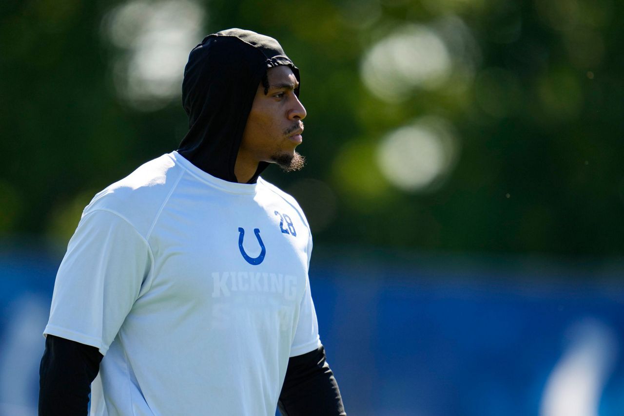 Healthy Jonathan Taylor happy to be back on the Colts practice field ...