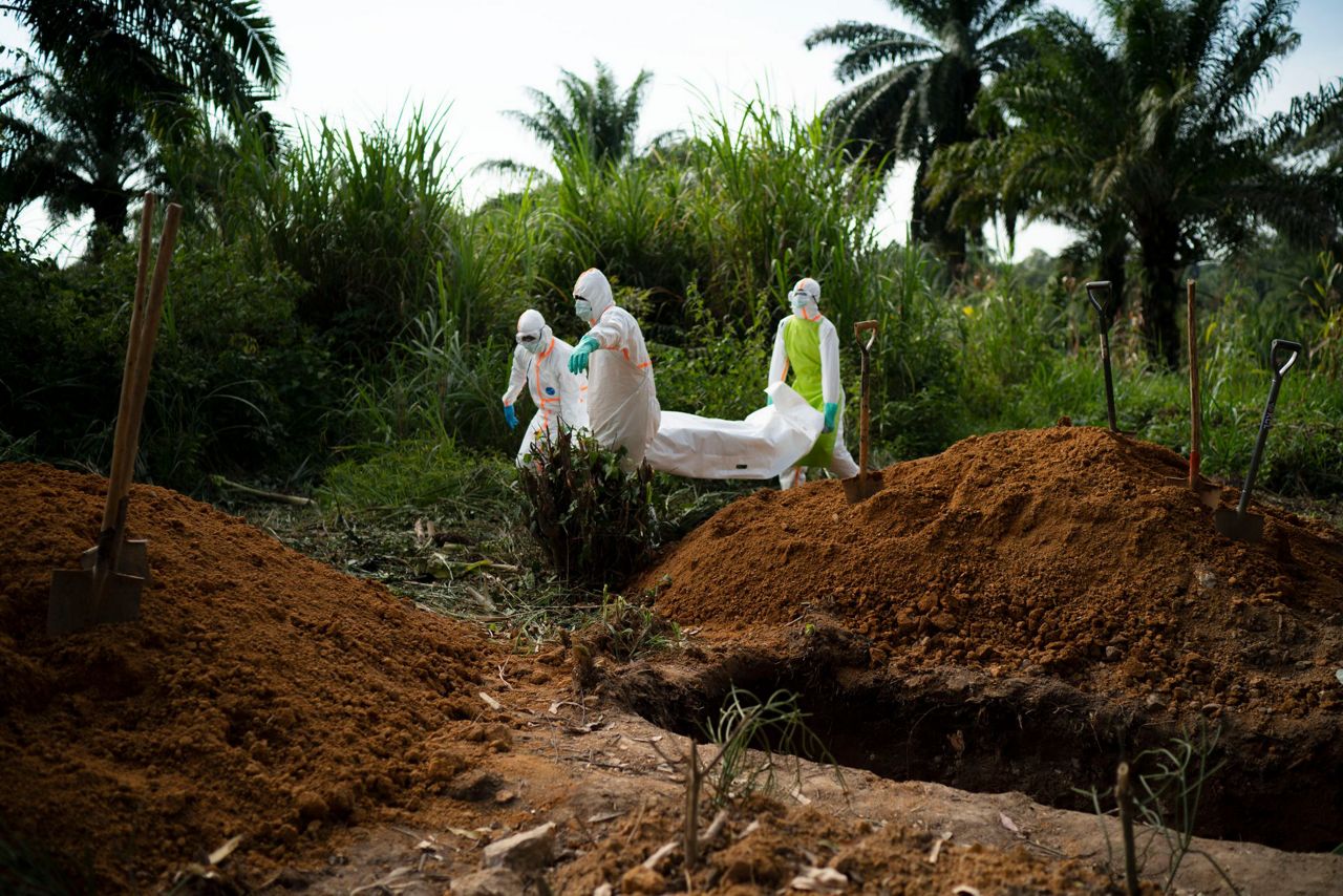 Too many in Congo's Ebola outbreak are dying at home