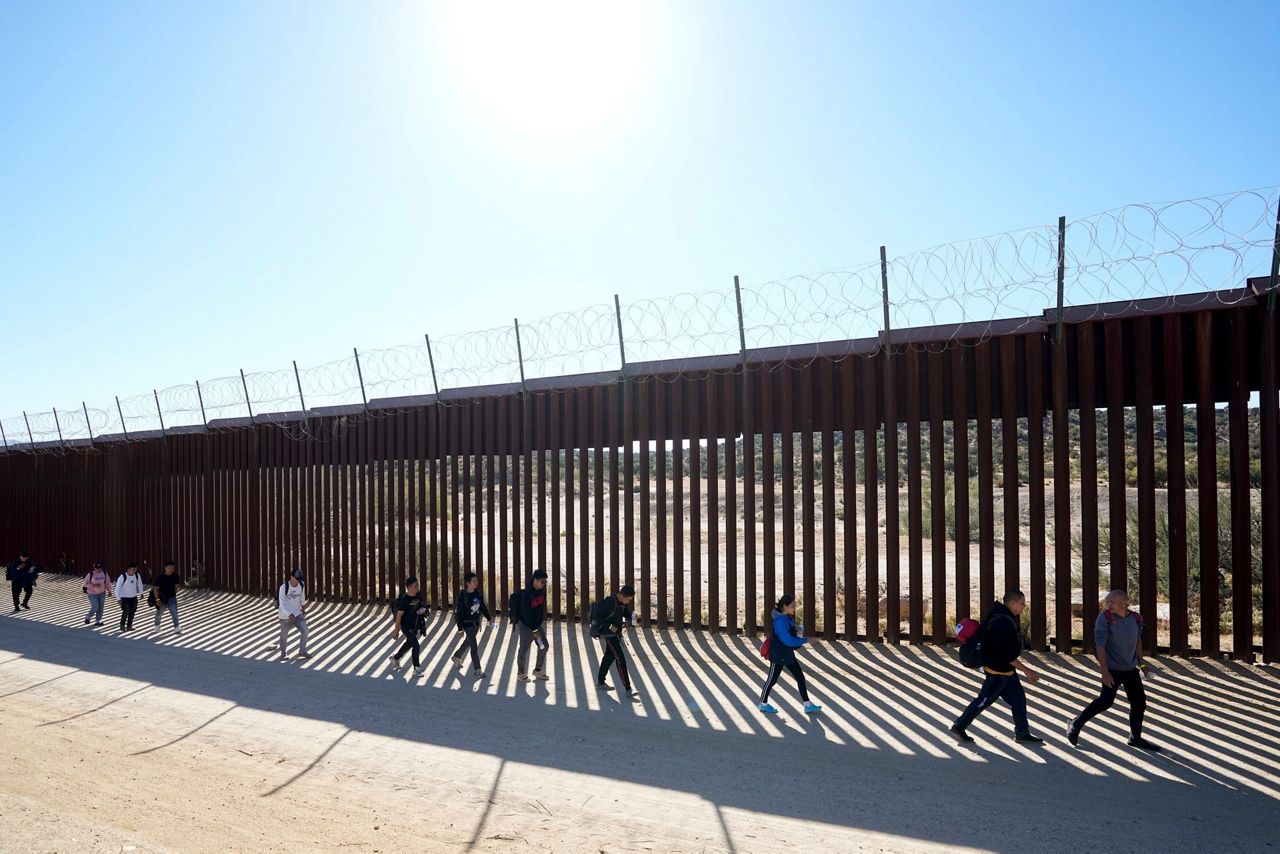 Republicans want to pair border security with aid for Ukraine. Here's ...