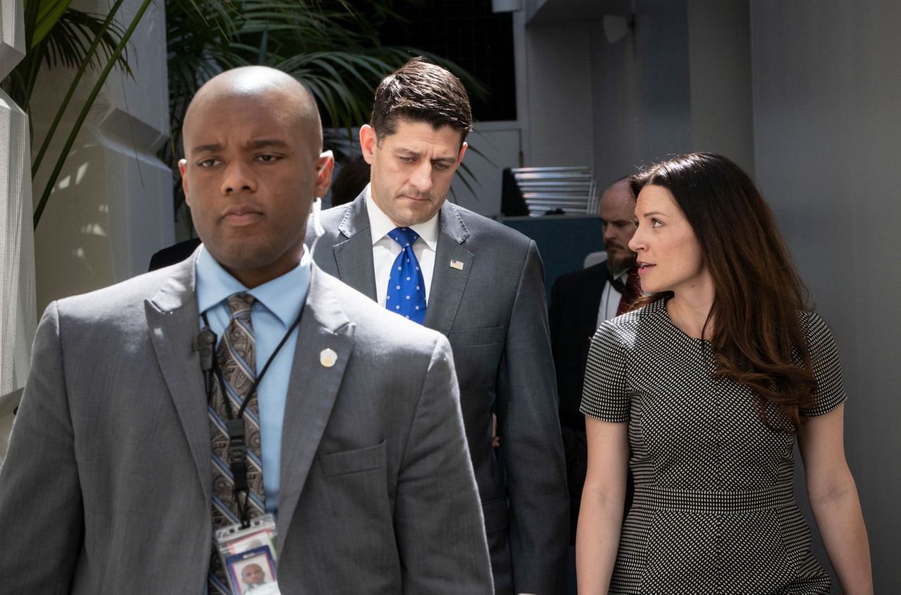 The Latest: HHS says 2,047 migrant children still separated