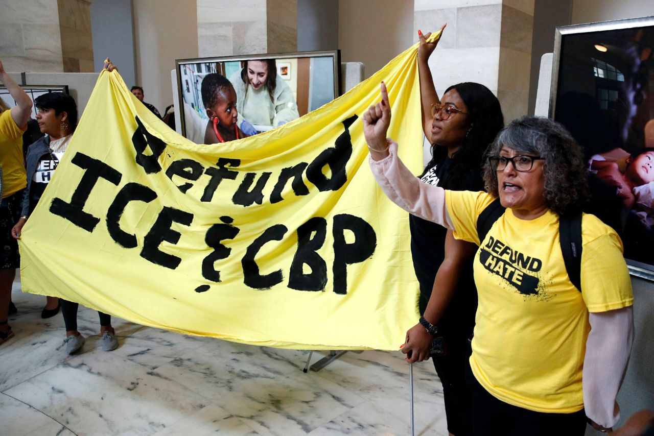 Time running short, showdown looms over border aid package Time running short, showdown looms over border aid package