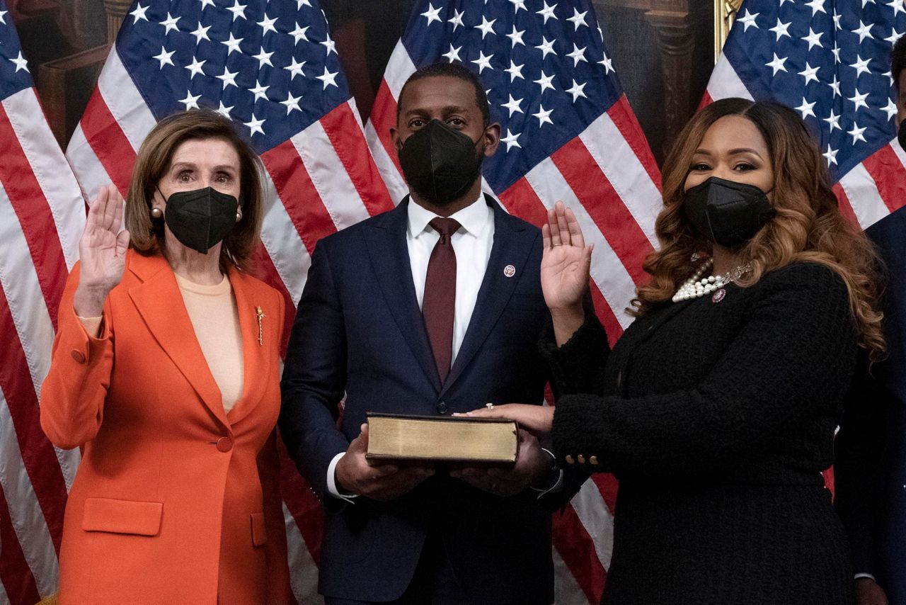 Florida Democrat sworn in as newest member of House