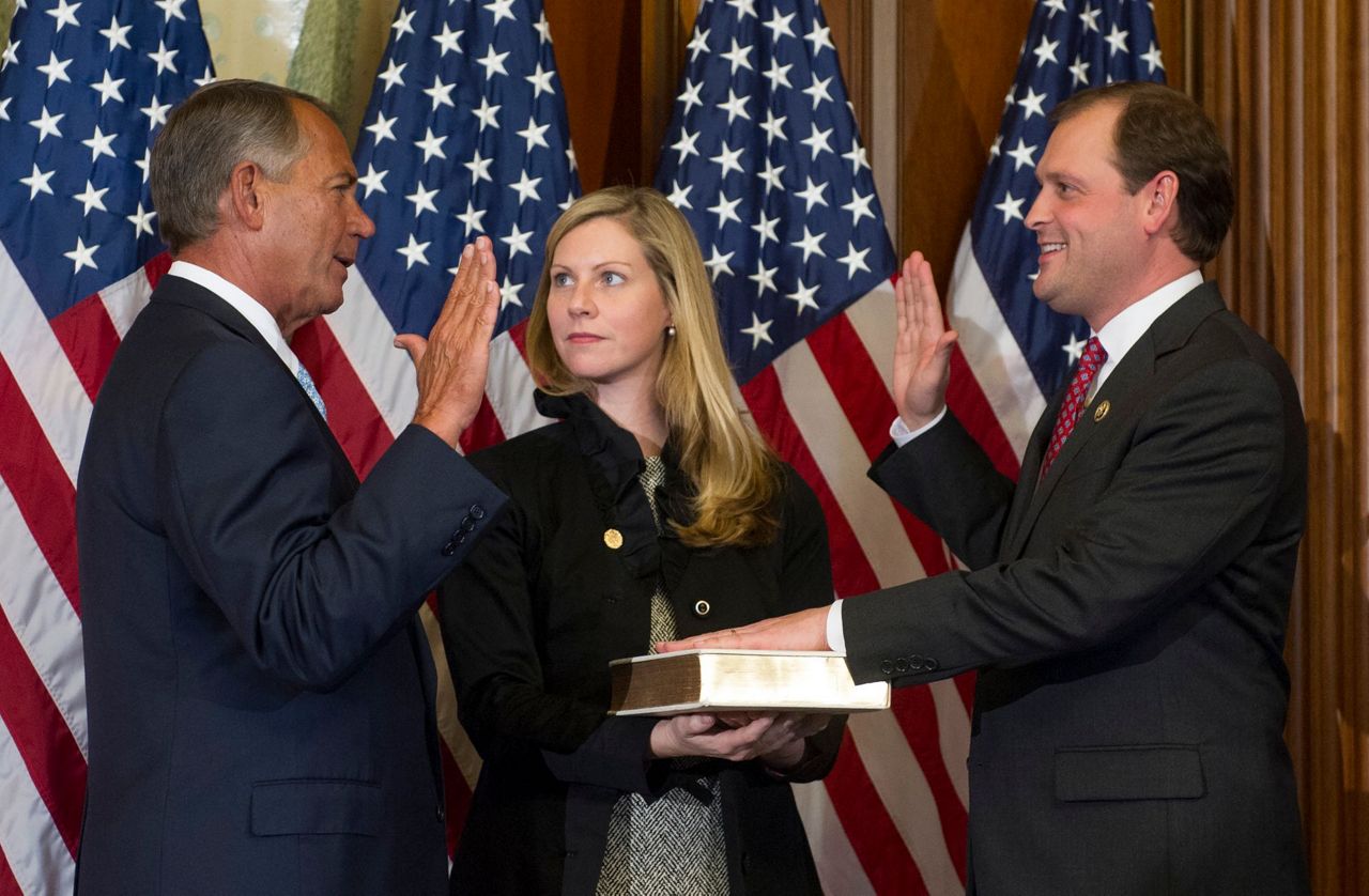 Wife of U.S. Rep. Andy Barr passes away suddenly at age 39