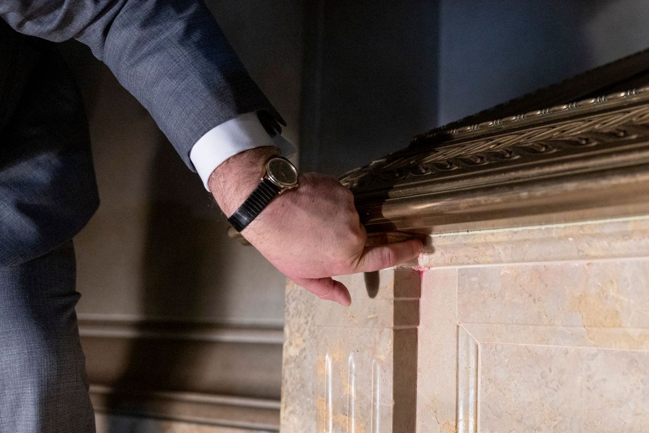 National Archives working to clean up red powder dumped on Constitution ...