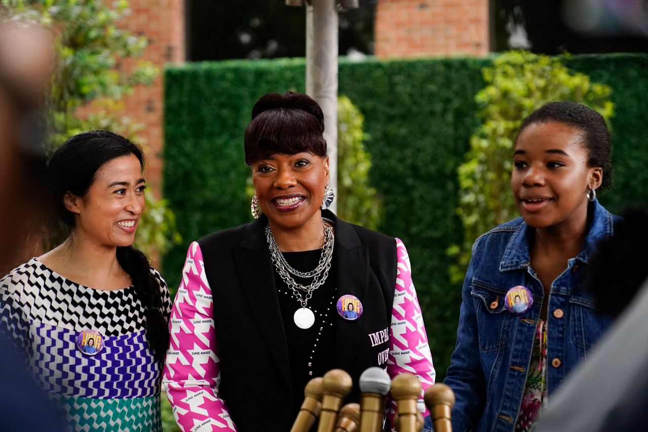 Monument to Coretta Scott King dedicated in Atlanta