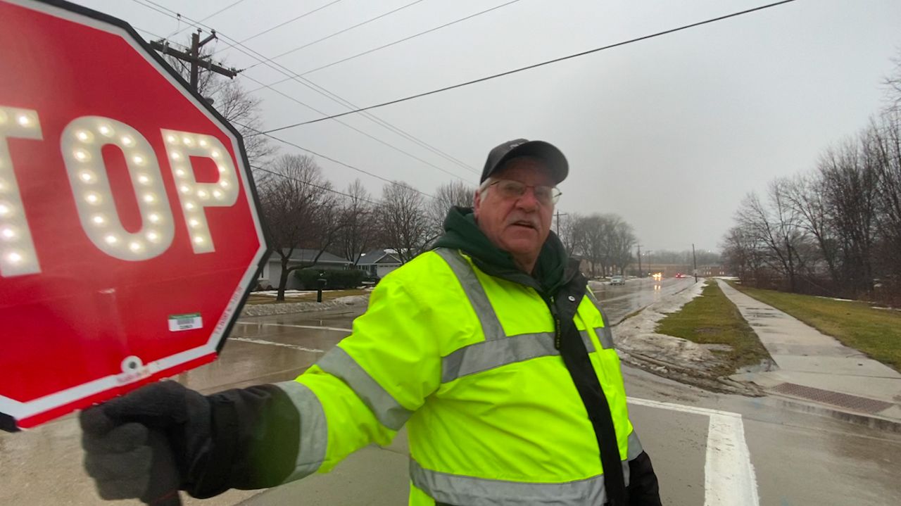 Green Bay seeks crossing guards