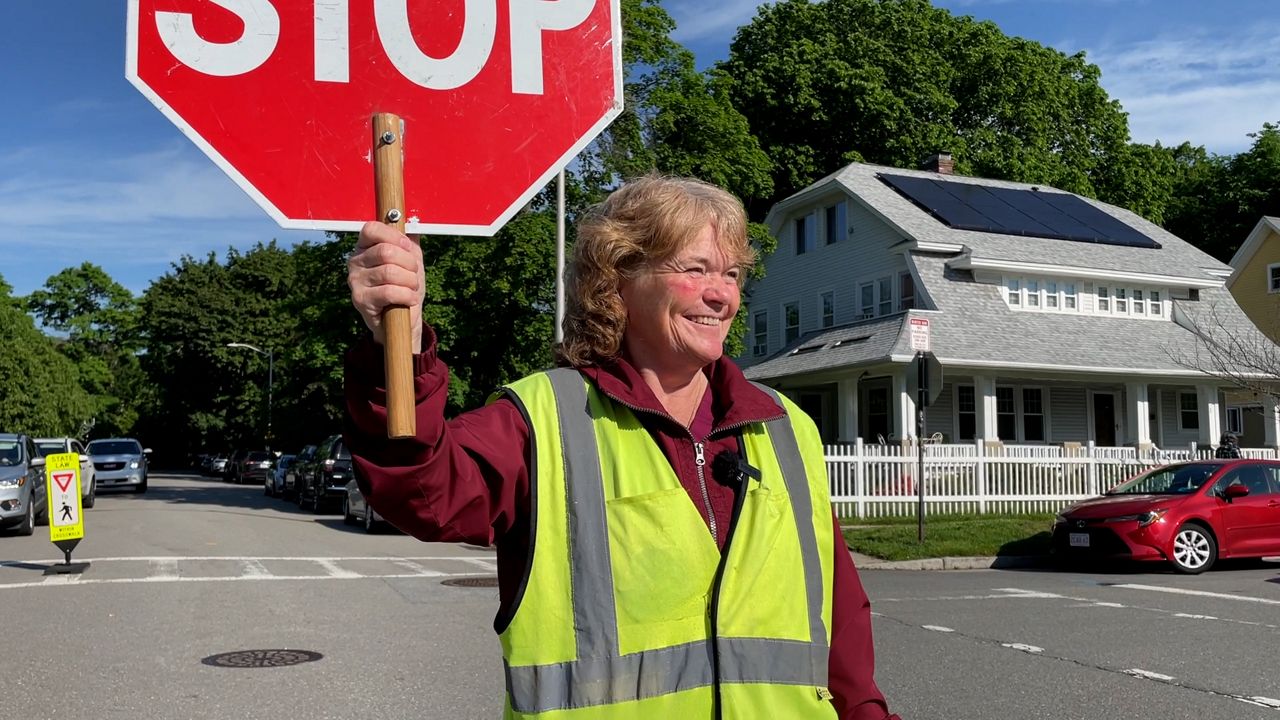 Worcester school crossing guard to receive state award