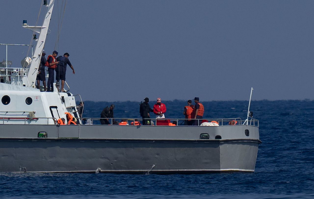 Cuban curiosity: Raft with US flag caught in plain view