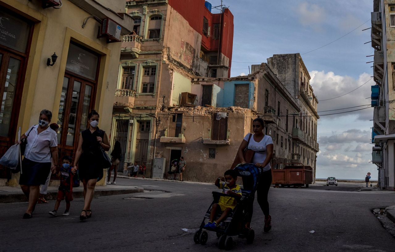 Storm's damages put focus on Cuba's dire housing crisis