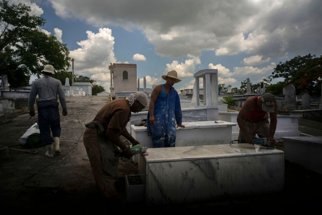 Celebrating Havana renovates Cuba's oldest Jewish cemetery