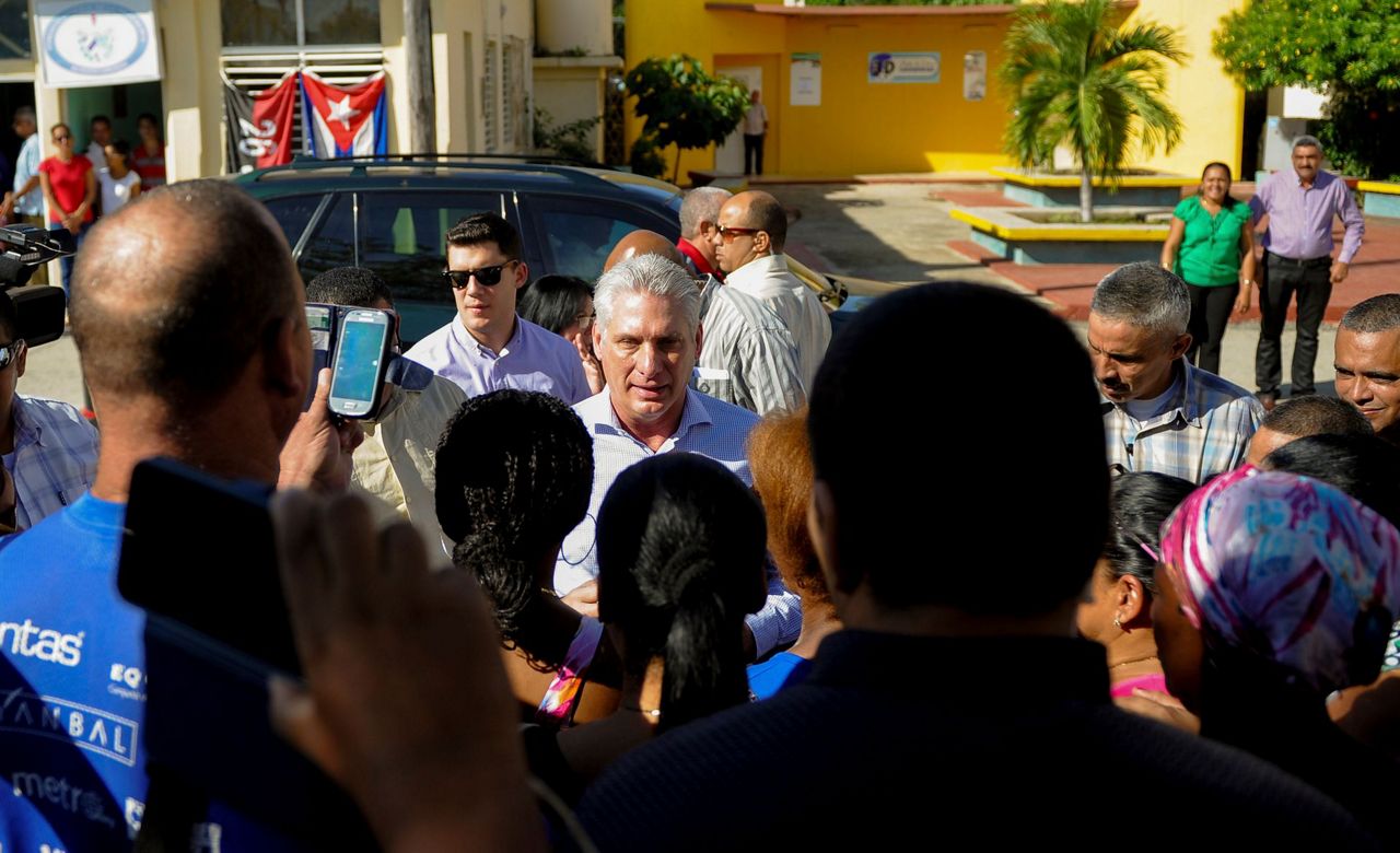 Cuban president visits town near US military base