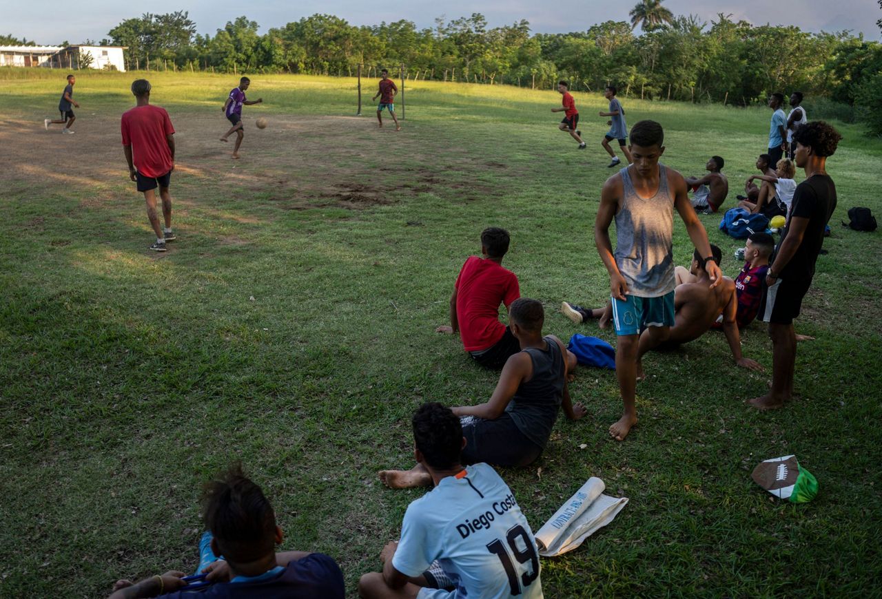 Cuba seeks World Cup qualification after nearly a century