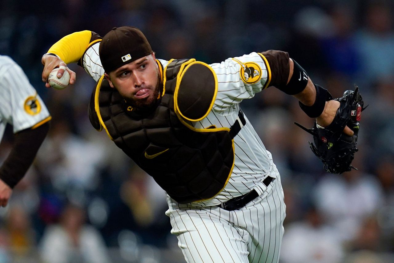 Machado, O’Grady power Padres past Cubs 9-4 in series opener